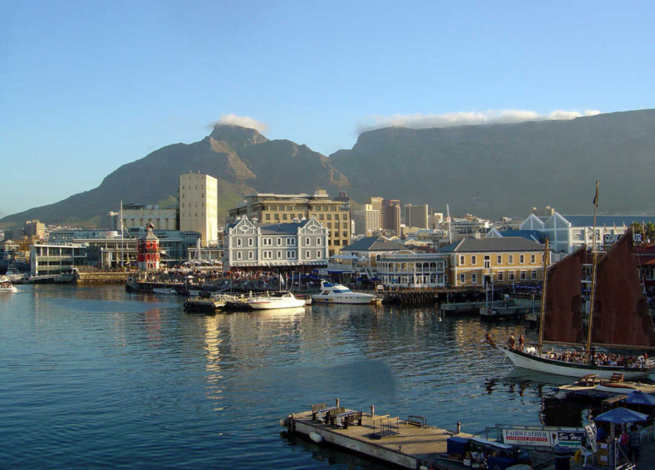 10 Must-See Cape Town Attractions Not To Be Missed - CAPSOL